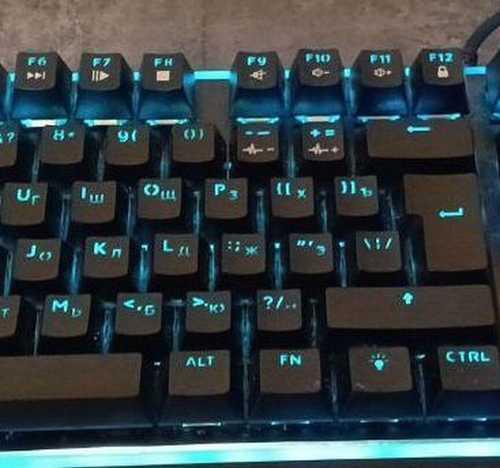 Продам механическую клавиатуру Panteon T9 PRO CS