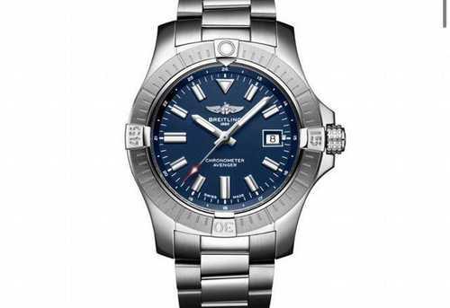 Часы Breitling Avenger 43 Automatic 2024