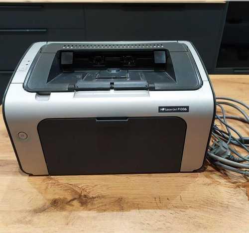 Принтер HP LaserJet P1006