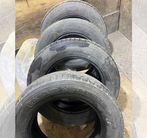 Kumho Road Venture ST KL11 235/65 R17 104H