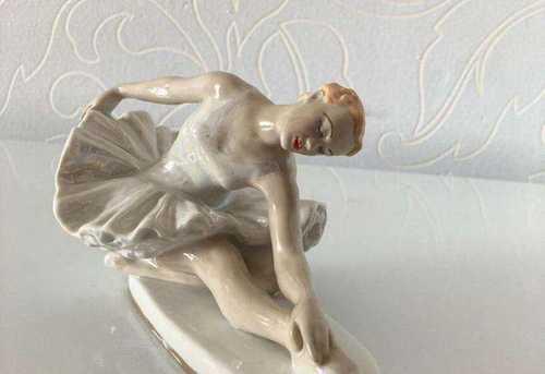 Фарфоровая статуэтка Балерина лфзи