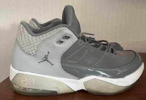 Jordan max aura 3