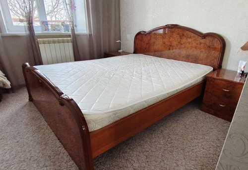 Кровать двуспальная с матрасом бу 160 200