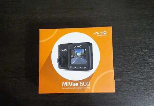 Новый видеорегистратор Mio Mivue 600