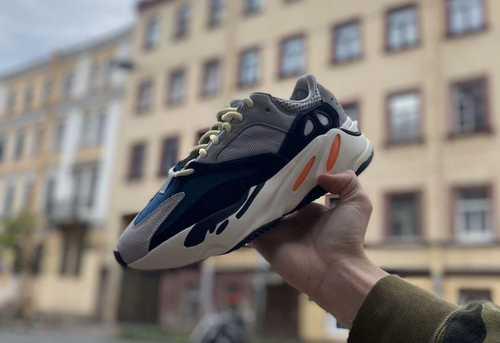 Adidas yeezy boost 700 wave runner