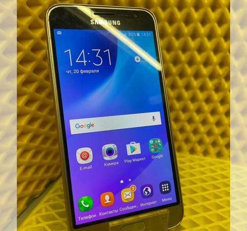 Samsung Galaxy J3 (2016) SM-J320F/DS, 8 ГБ