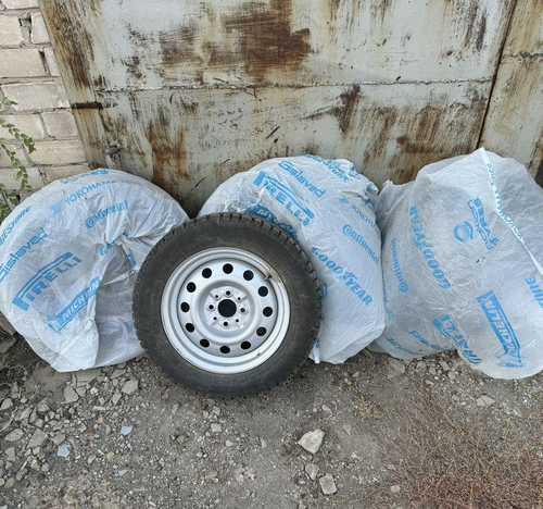 Колеса зимние 175 65 r14