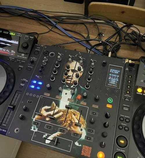 Кастомный Pioneer DJM-800 LLL