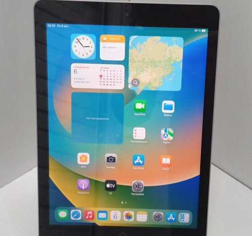 Планшет без SIM-карты Apple iPad 9.7 5th Gen Wi-Fi A1822 2/32GB