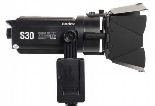 Осветитель Godox S30 фокусируемый новые