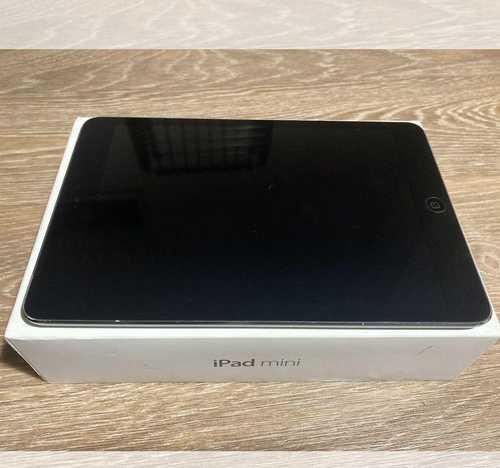 Планшет iPad Mini 2 32GB