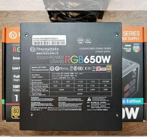 Блок питания Thermaltake Toughpower RGB 650W Gold