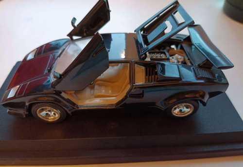 Модель Lamborghini Countach