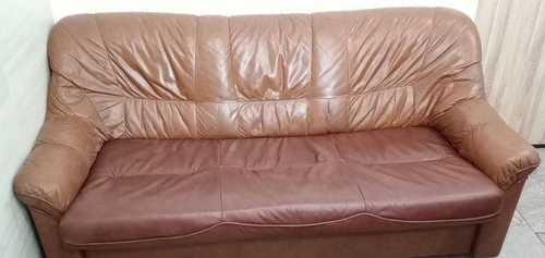 Кожаный диван-кровать бу