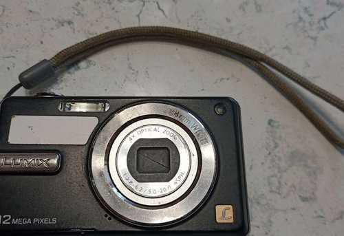 Компактный фотоаппарат Panasonic DMCf3 на запчaсти