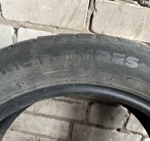 Nokian Tyres Nordman SZ 225/50 R17 98W