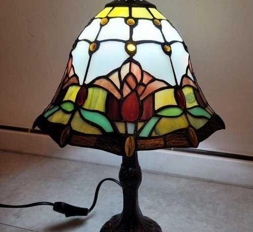 Настольная лампа светильник под Тиффани винтаж