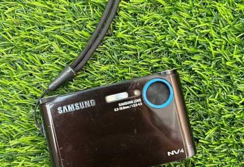 Цифровой фотоаппарат Samsung NV4 (y2k)