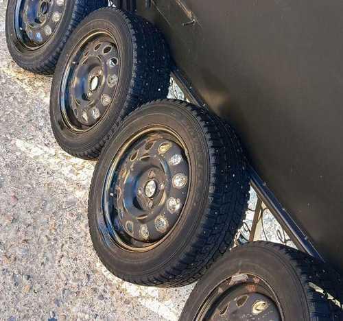 Dunlop Direzza B02 205/60 R15