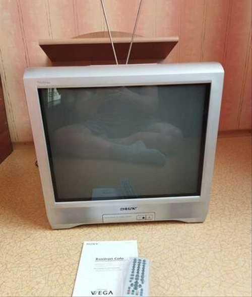 Телевизор Sony wega Trinitron 21