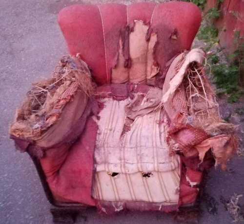 Кресло под реставрацию