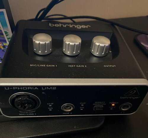 Звуковая карта behringer um2