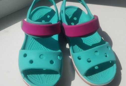 Crocs c 9