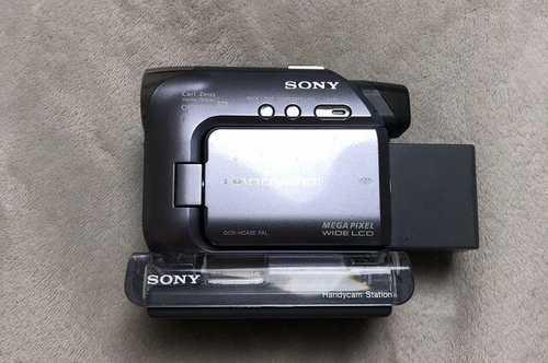 Видеокамера Sony DCR-42E