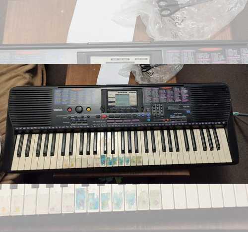 Синтезатор yamaha PSR 220