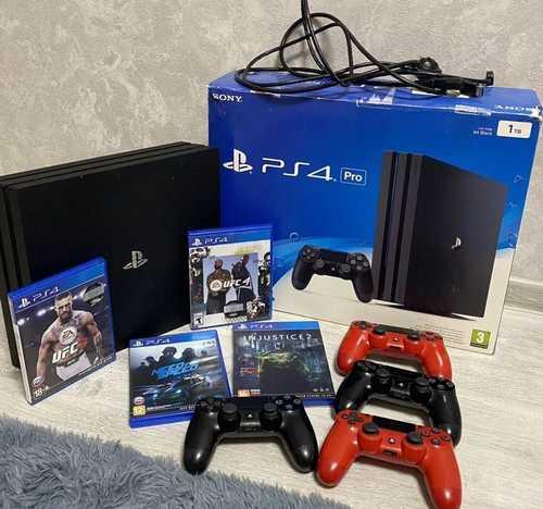 Sony PlayStation 4, 1000 гб, 4 геймпада
