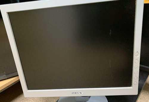 Монитор Sony SDM-S53 LCD 15"