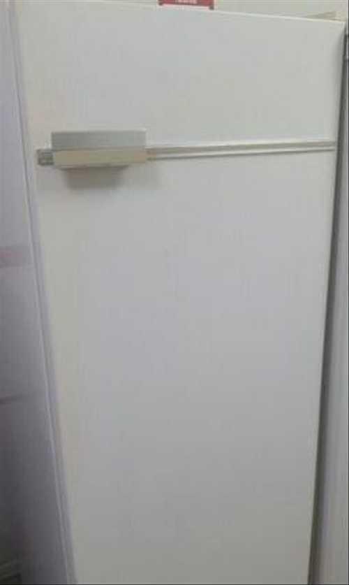 Холодильник Бирюса, высота 1.4м. Доставка. Обмен
