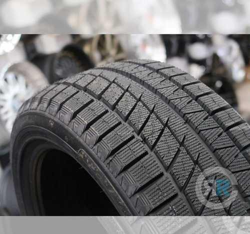 Sailun Ice Blazer Arctic EVO 275/35 R20 102T