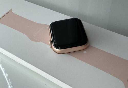 Apple Watch Series 6 40mm gold