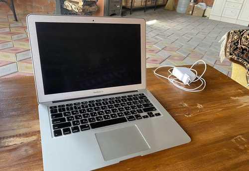 Apple MacBook Air 13 mid 2011 i5 256Gb