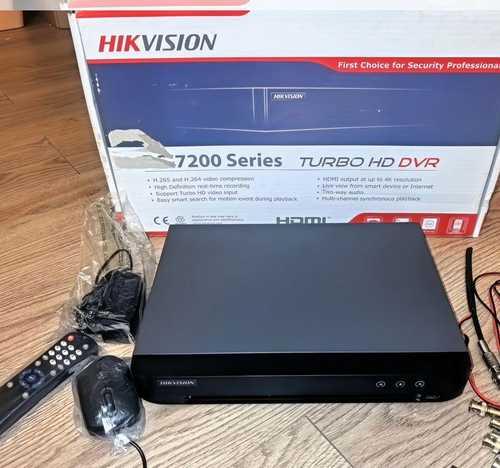 Видеорегистратор Hikvision DS-7204huhi-K1