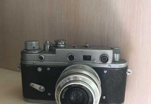 Плёночный фотоаппарат Зоркий 2-c