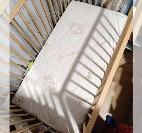 Матрас в детскую кроватку бу