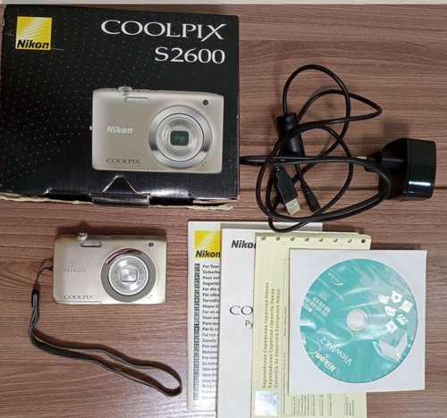 Компактный фотоаппарат Nikon Coolpix S2600