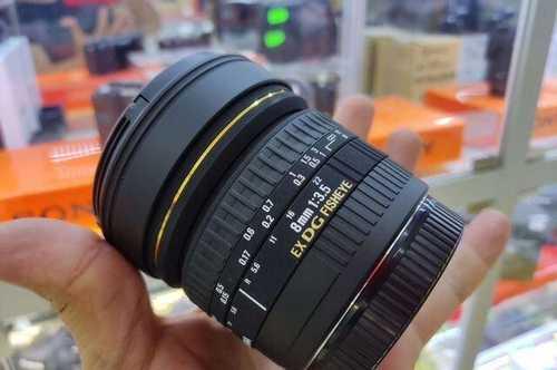 Sigma 8mm F/3.5 AF EX DG Fisheye для Canon б.у