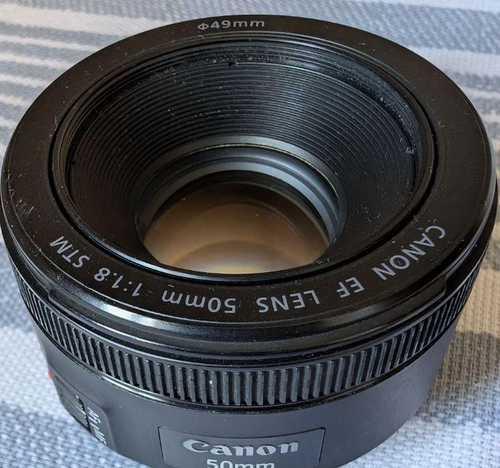 Canon ef 50mm f 1.8 stm