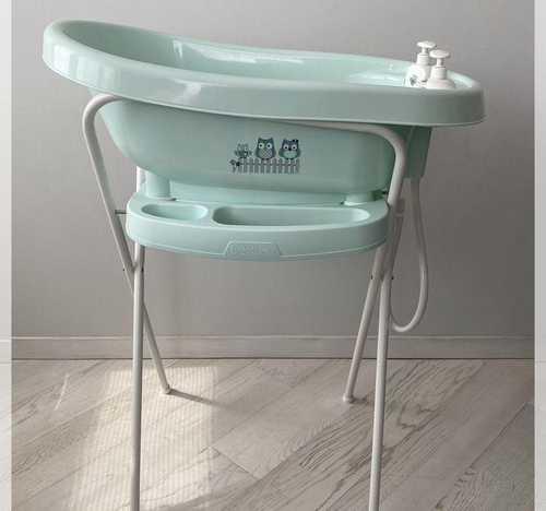 Ванночка для купания Bebe Jou с подставкой