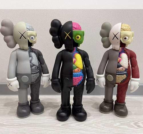 Фигурка Kaws Companion