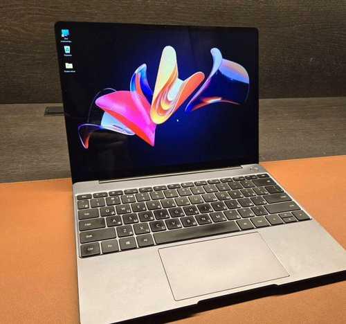 Huawei Matebook 13 AMD ryzen 5