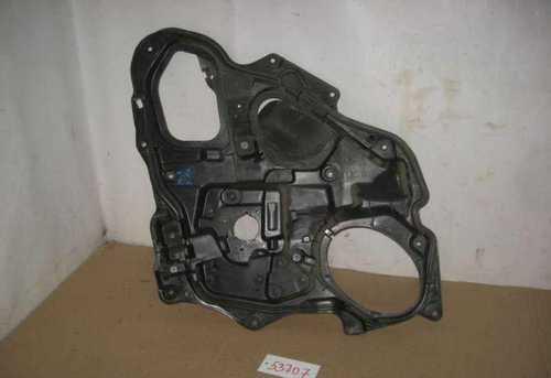 Панель двери задней правой mazda 3 (BK) 2002-2009