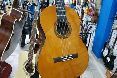 Классическая гитара Yamaha C45