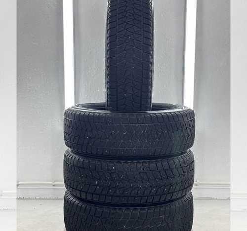 Bridgestone Blizzak DM-V2 225/60 R18