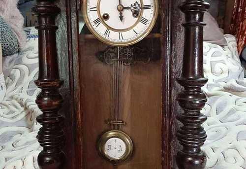 Настенные антикварные часы с боем Gustav Becker