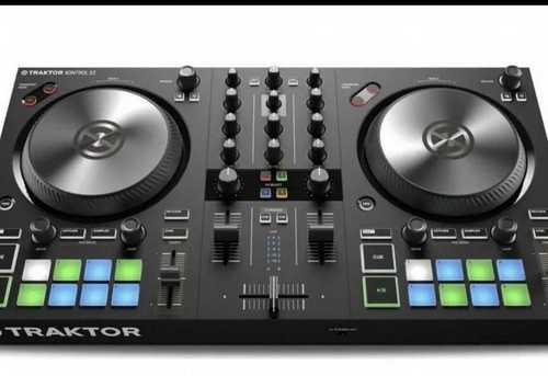 Dj контролер Traktor S2 MK3