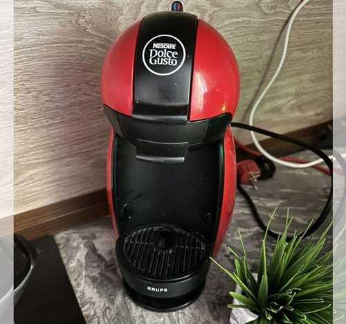 Капсульная кофемашина dolce gusto